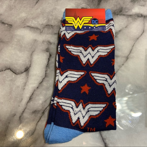 DC Comics | Accessories | 2 Pairs Of Dc Comics Wonder Woman Socks ...